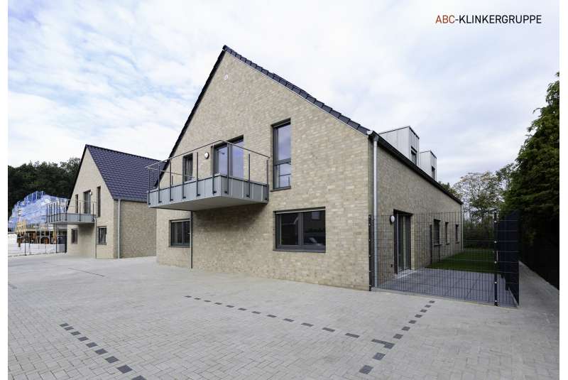 Фасадный клинкерный кирпич Cornbrash-Sandstein glatt (240х71x115)